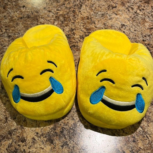 Shoes | Emoji Slippers | Poshmark